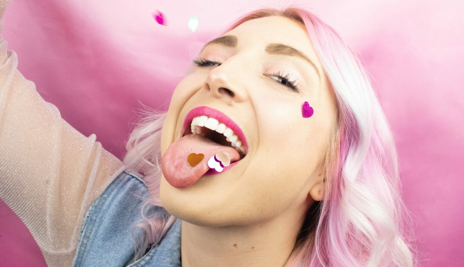 7 Simple Ways to Make Tonsil Stones Dislodge Naturally - Tonsil Stone ...